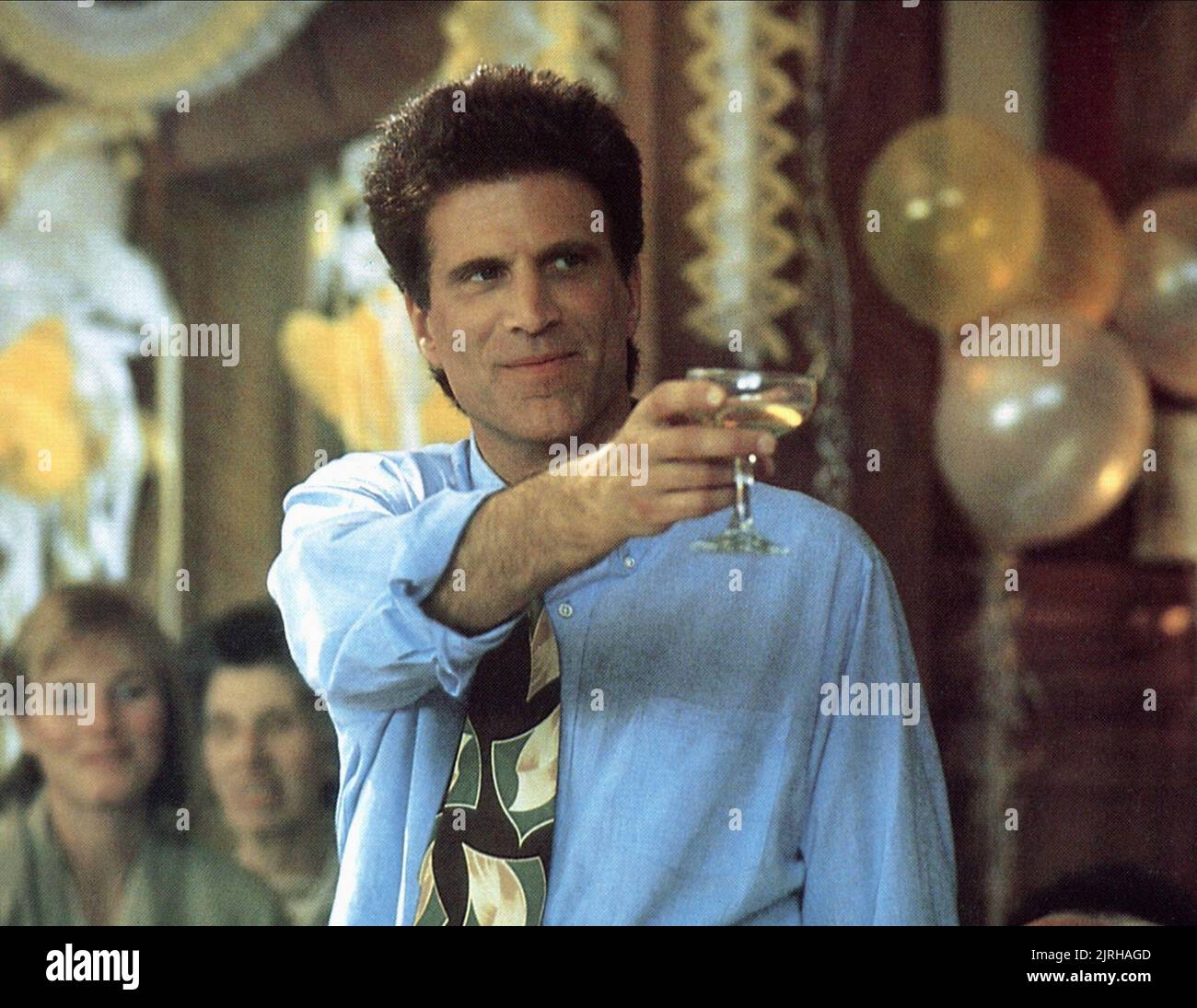 TED DANSON, COUSINS, 1989 Stock Photo - Alamy
