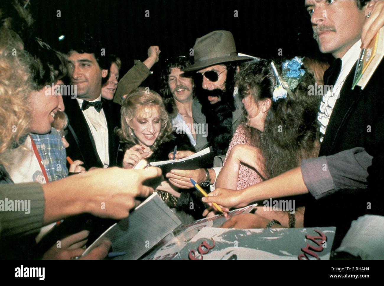 JULIE BUDD, ELLIOTT GOULD, THE DEVIL AND MAX DEVLIN, 1981 Stock Photo ...