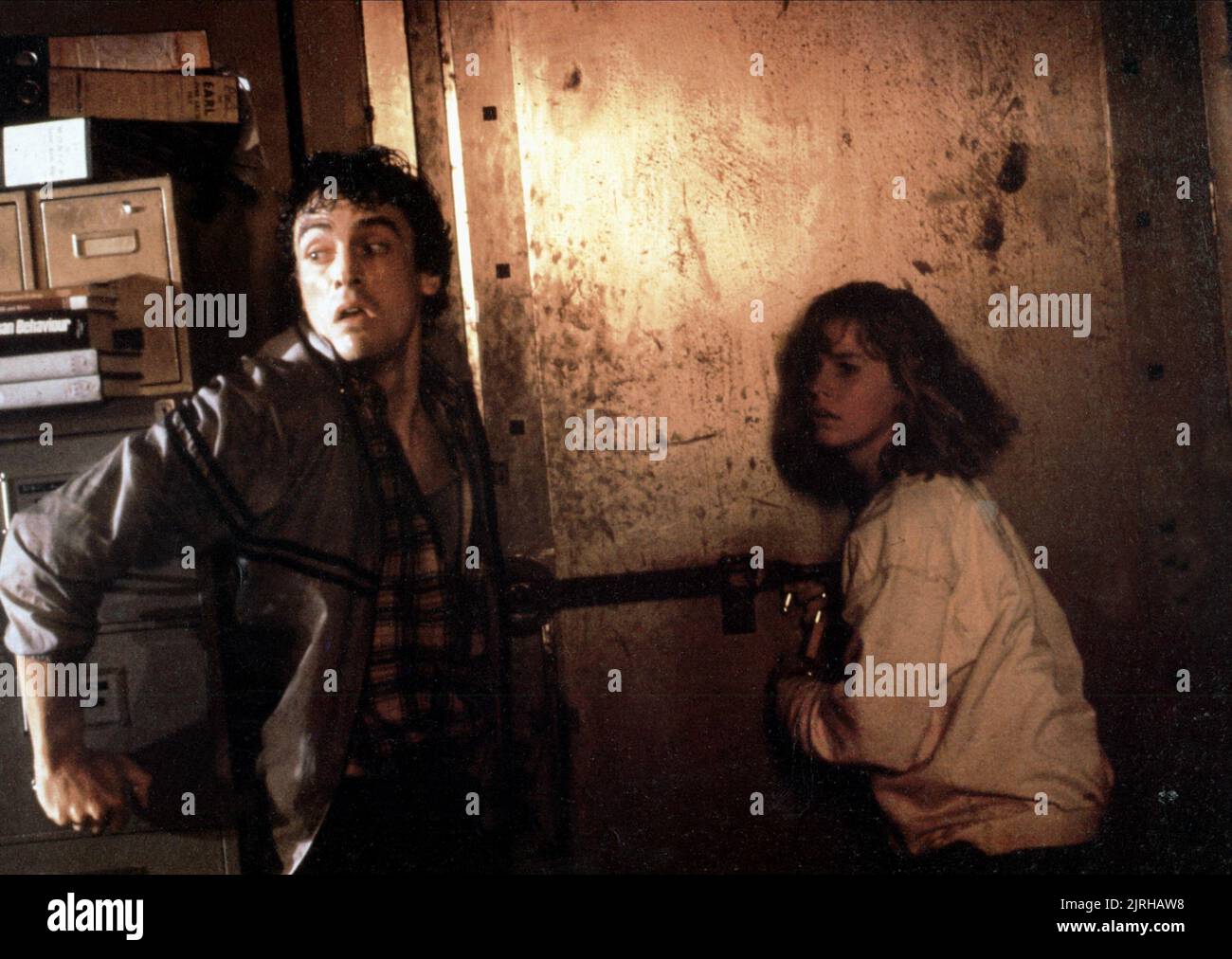 AIDEN QUINN, ELISABETH SHUE, LINK, 1986 Stock Photo - Alamy