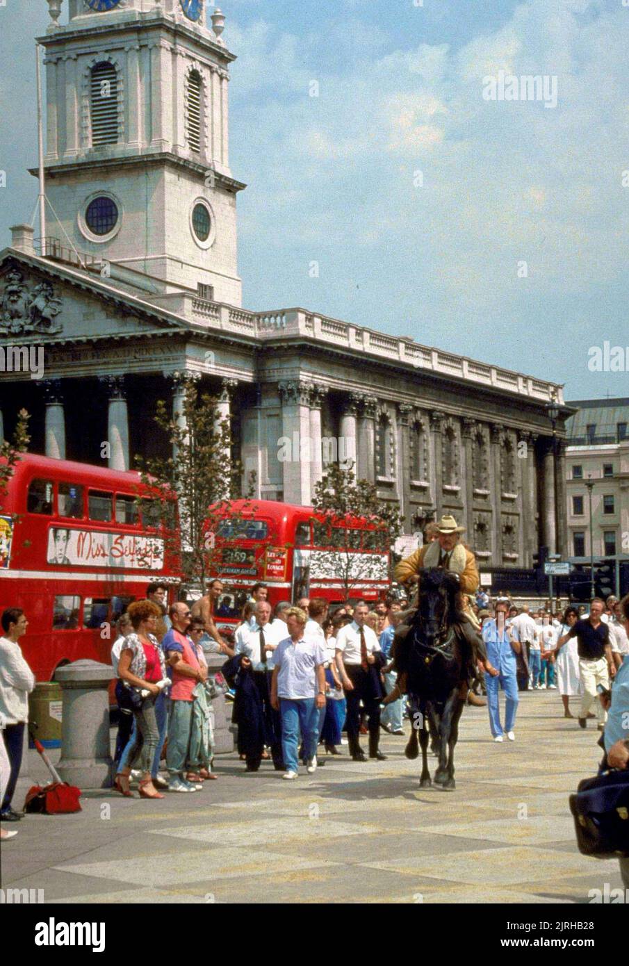 DENNIS WEAVER, THE RETURN OF SAM MCCLOUD, 1989 Stock Photo - Alamy