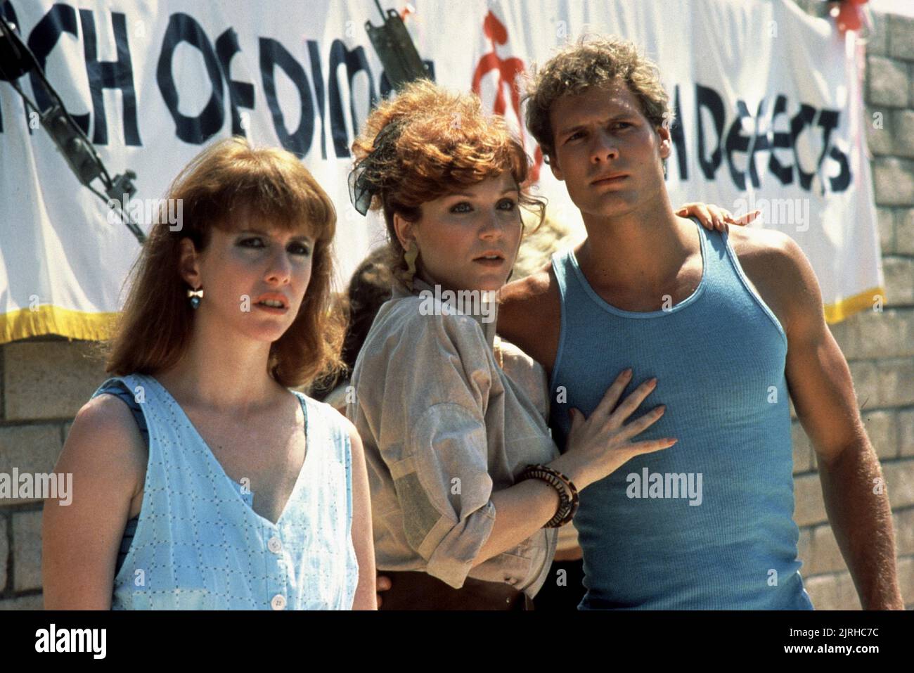 LARAINE NEWMAN, MARILU HENNER, MATHEW REED, PERFECT, 1985 Stock Photo ...