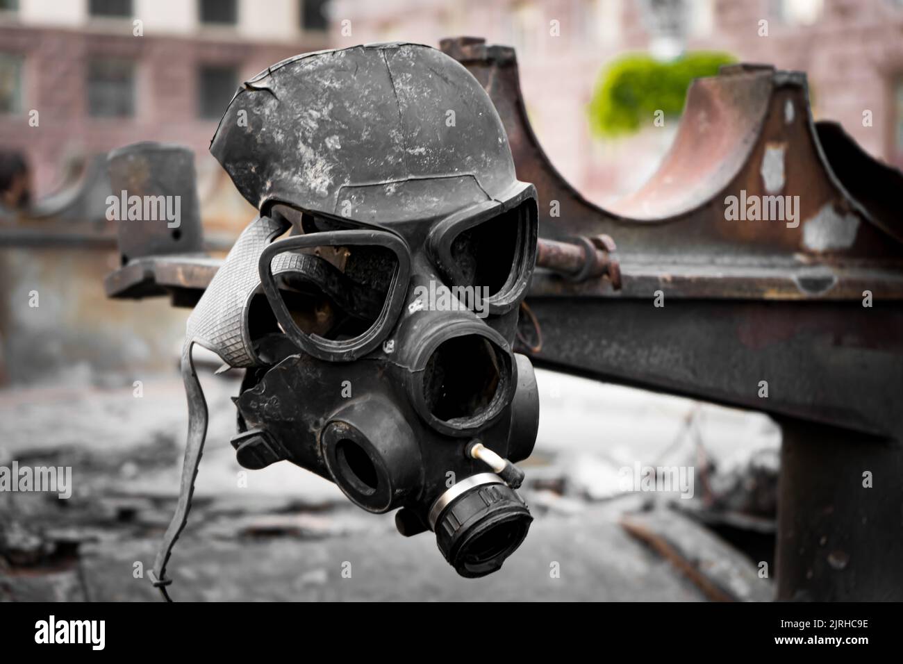 World war gas mask warning hi-res stock photography and images - Alamy