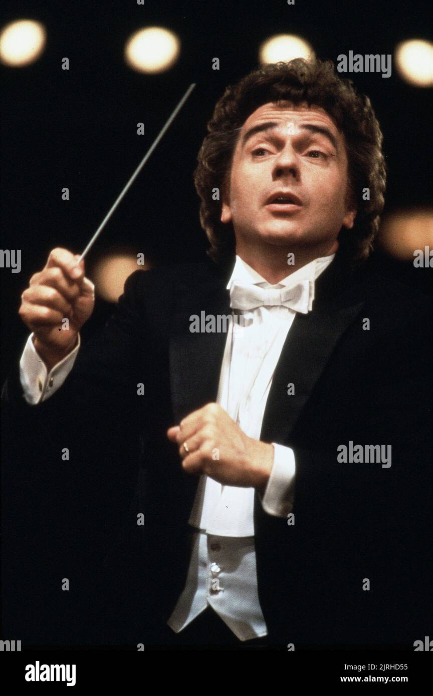 DUDLEY MOORE, UNFAITHFULLY YOURS, 1984 Stock Photo - Alamy
