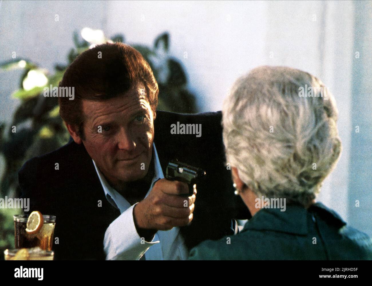 ROGER MOORE, THE CANNONBALL RUN, 1981 Stock Photo - Alamy