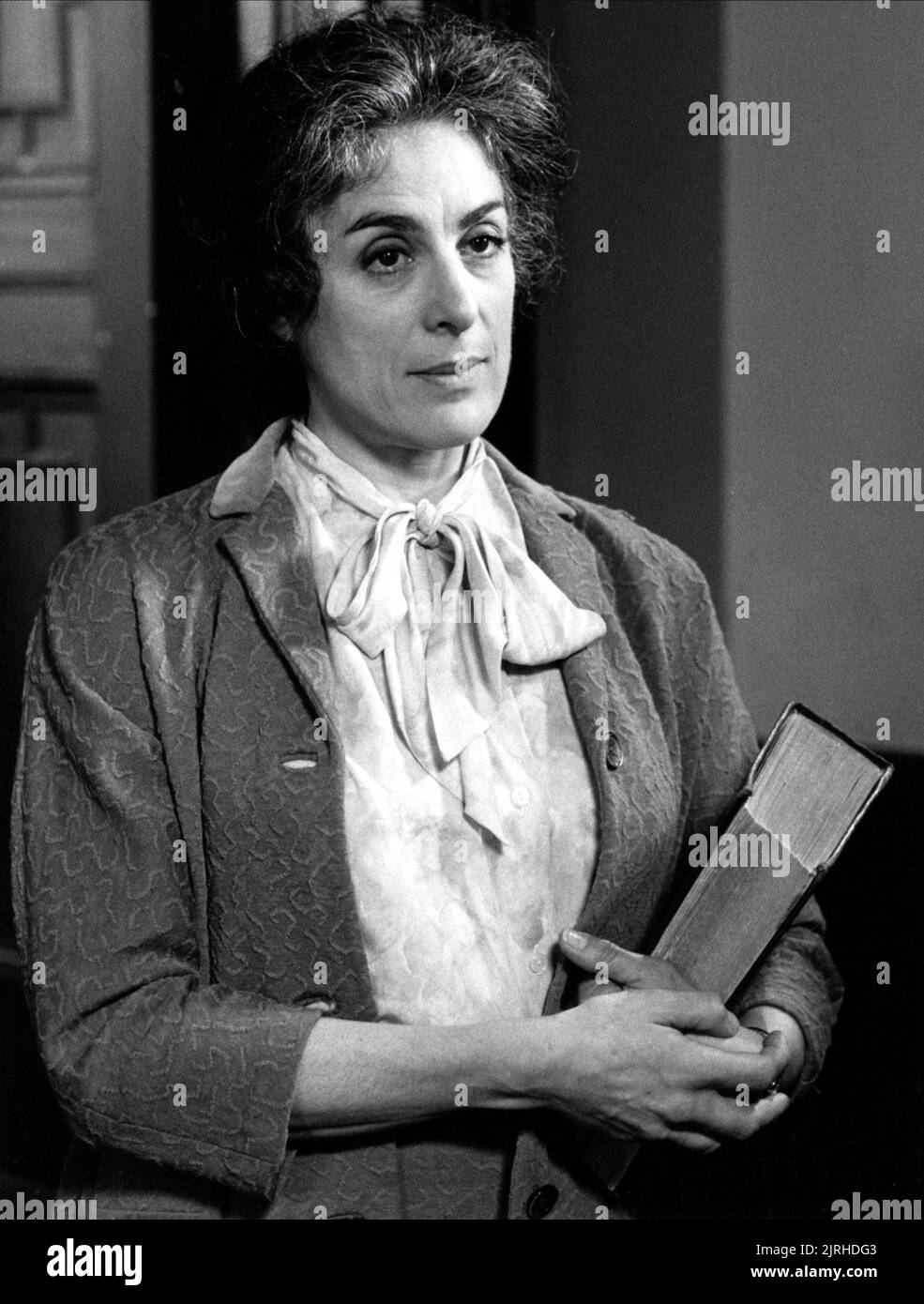 ELEANOR BRON, QUARTERMAINE'S TERMS, 1987 Stock Photo - Alamy