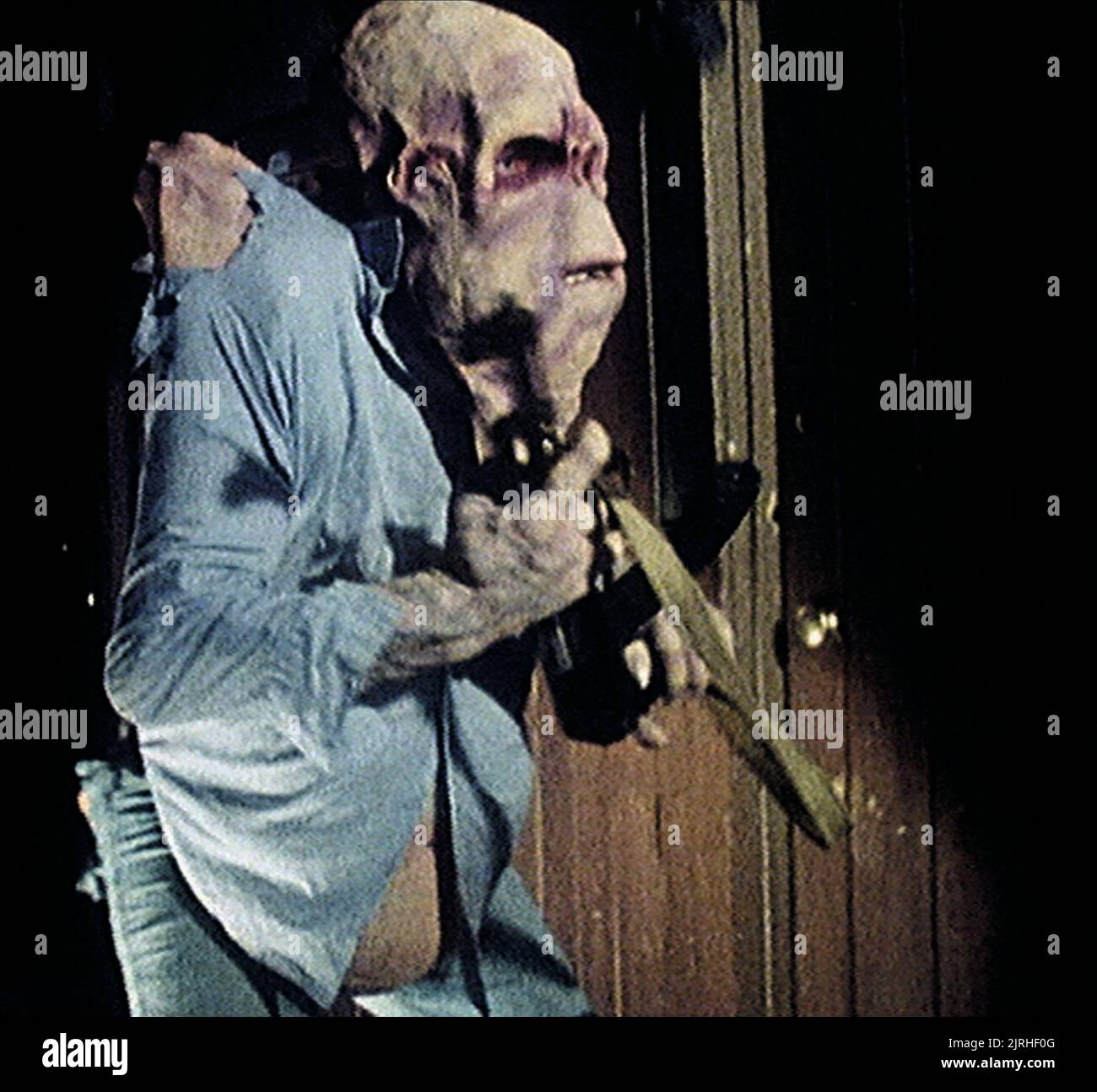 Alien movie monster hi-res stock photography and images - Alamy