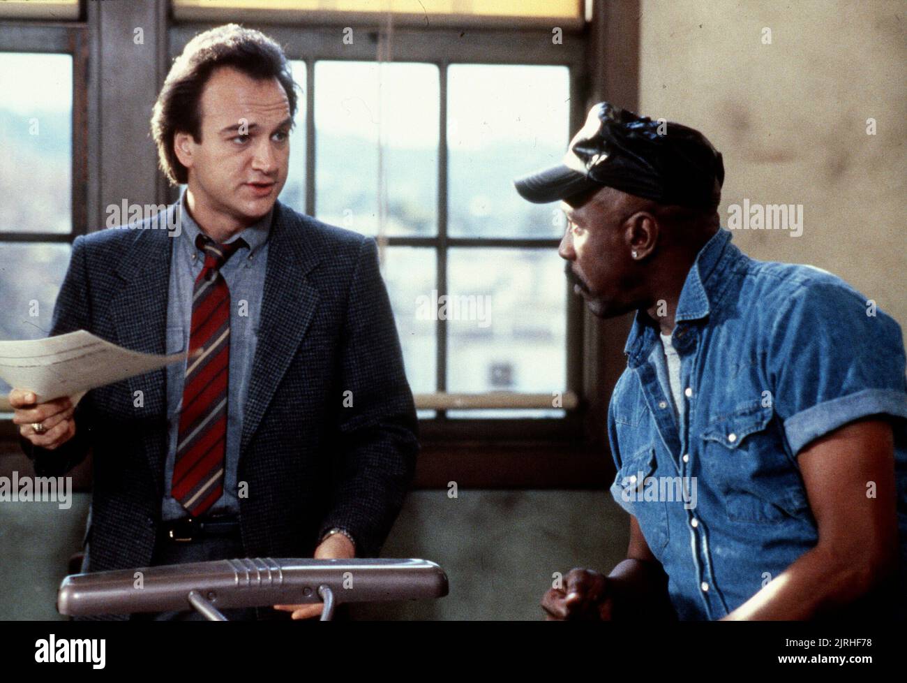 JAMES BELUSHI, LOUIS GOSSETT JR., THE PRINCIPAL, 1987 Stock Photo - Alamy
