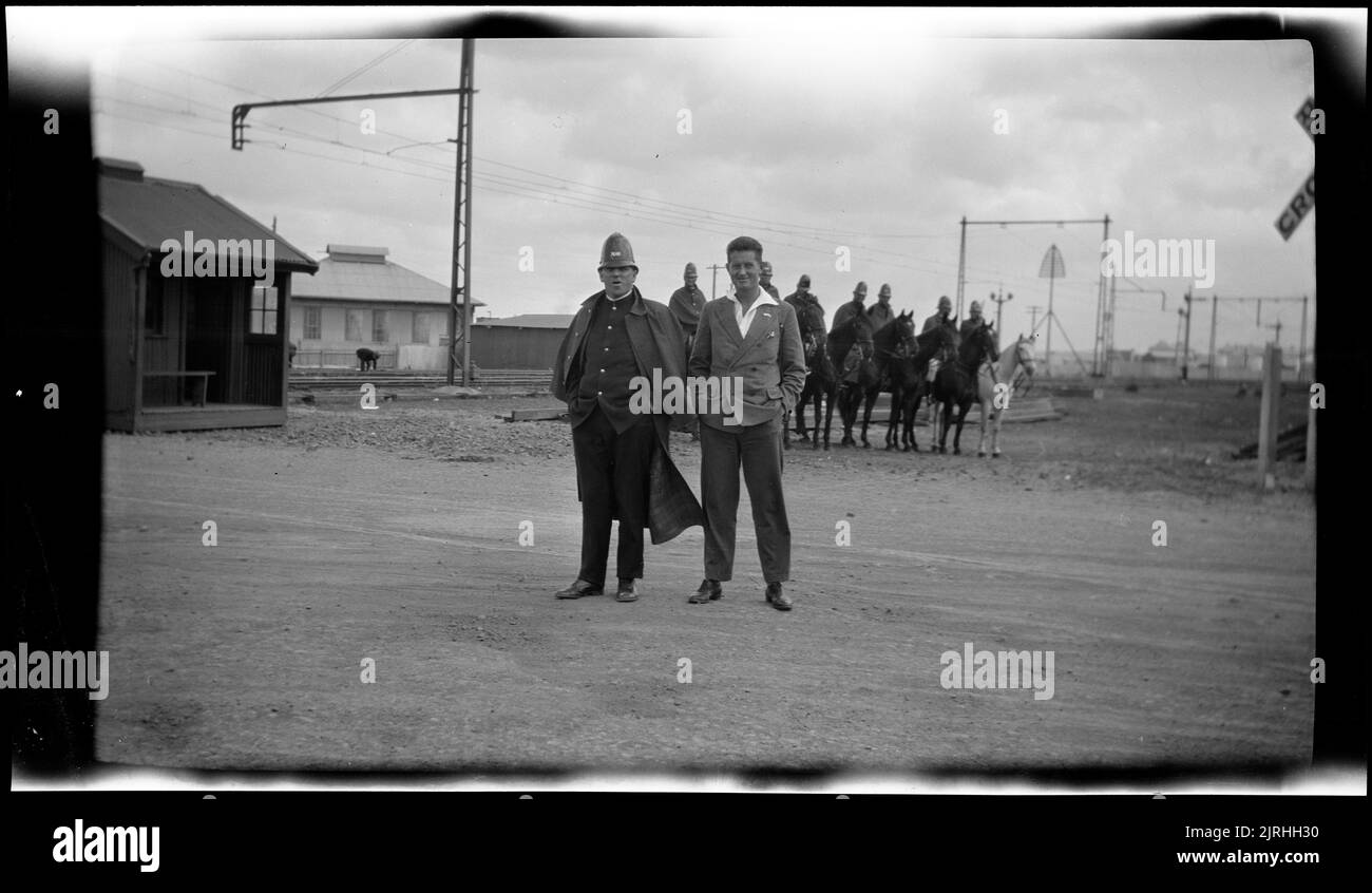 1930s policeman hi-res stock photography and images - Alamy