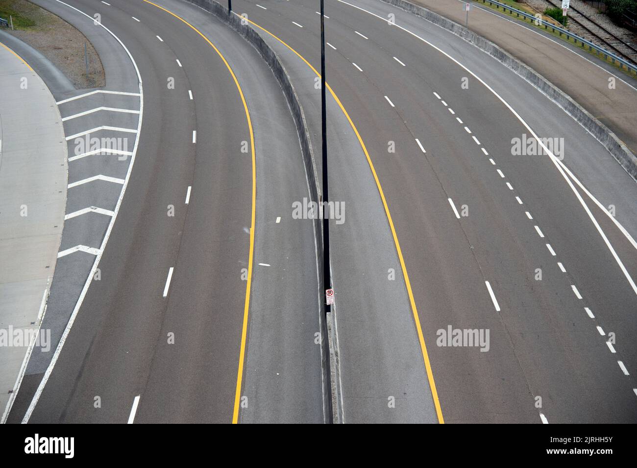 Highway lane painting hi-res stock photography and images - Alamy