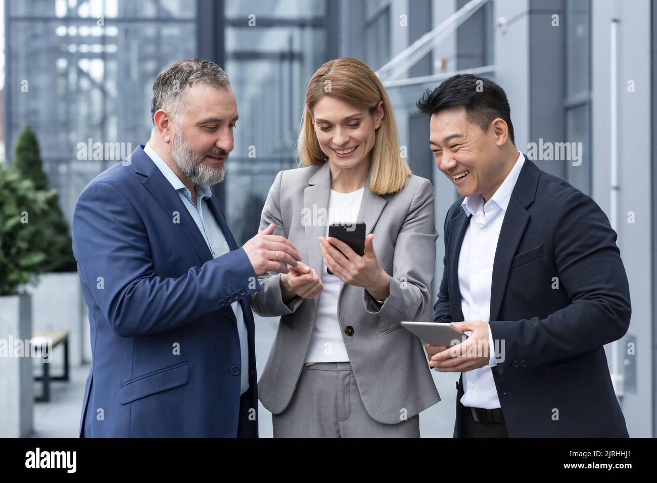 Employee breaks hi-res stock photography and images - Alamy