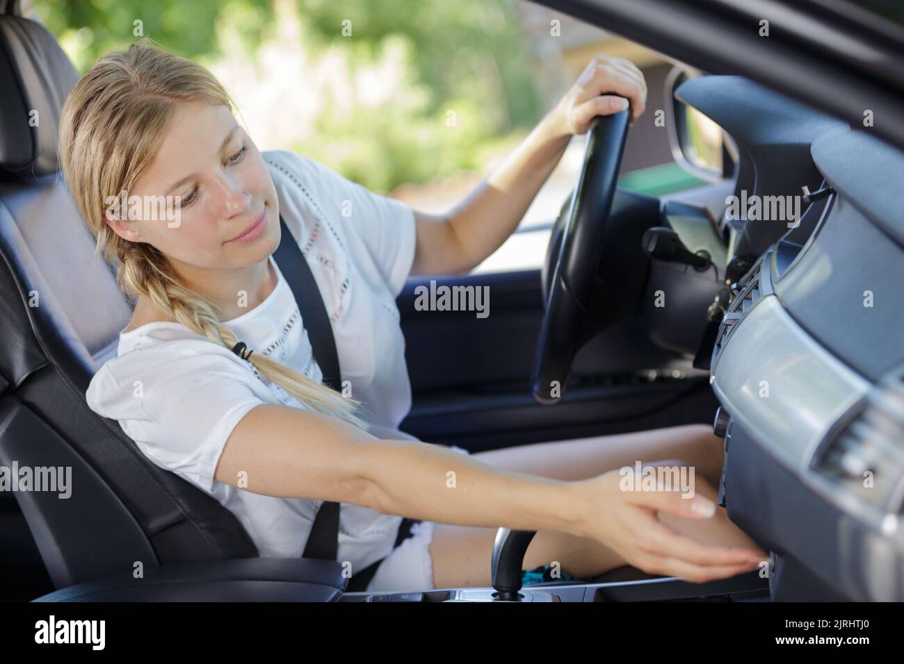 Driver alert system hi-res stock photography and images - Alamy