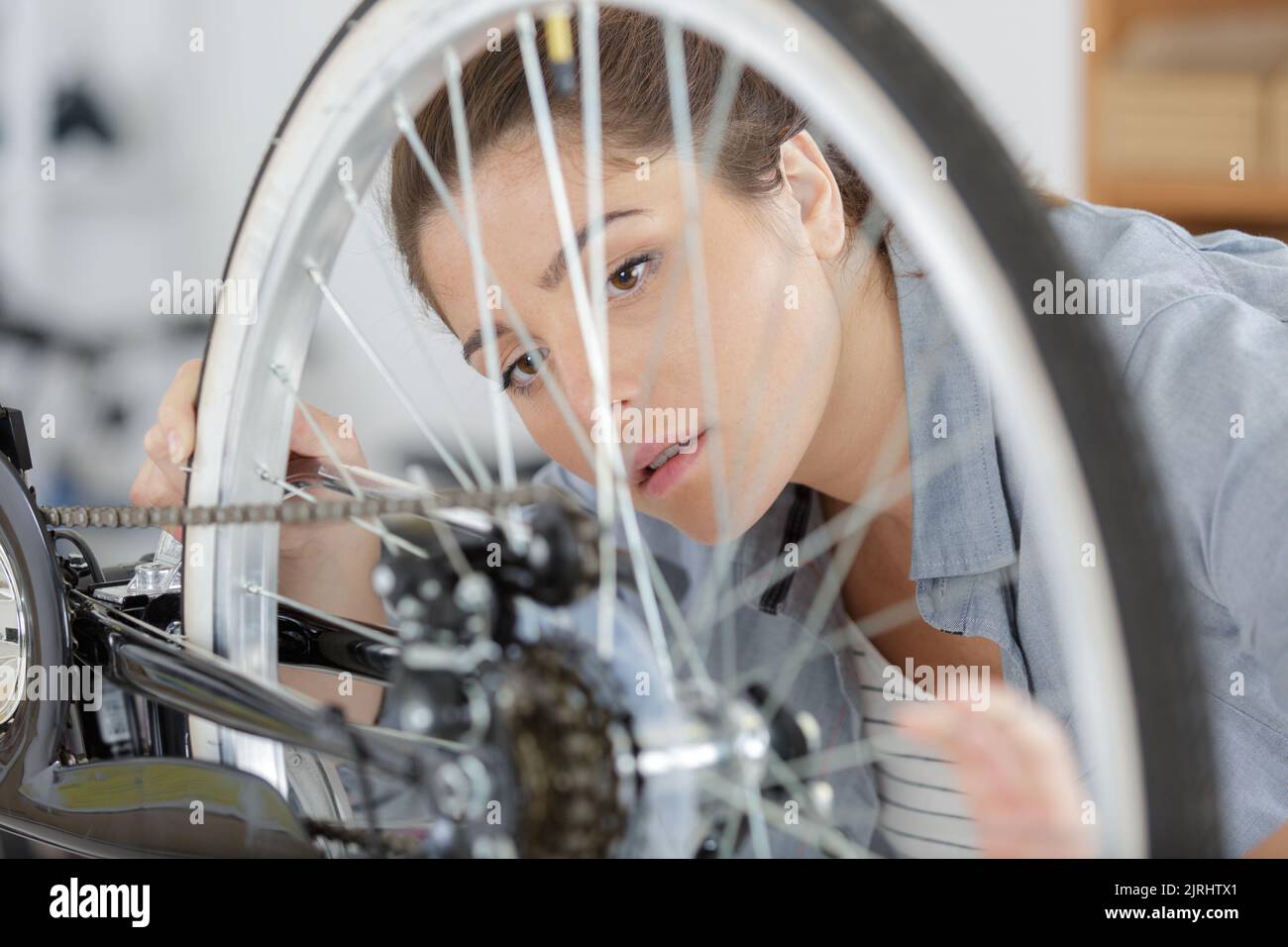 Bike workshop bike mender competence cycle hi-res stock photography and ...