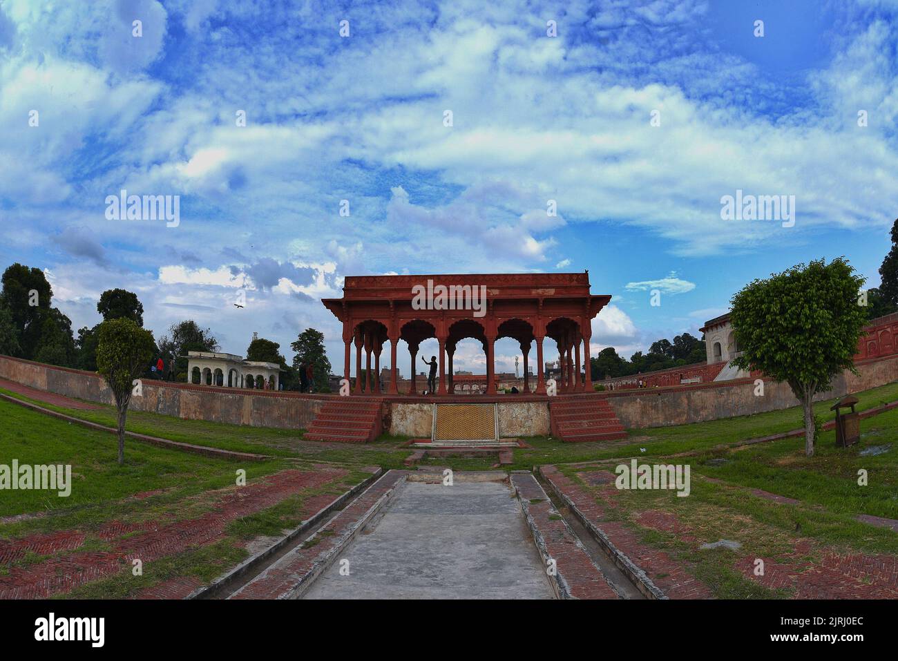 An attractive stunning view of the clouds hovering on sky from ...
