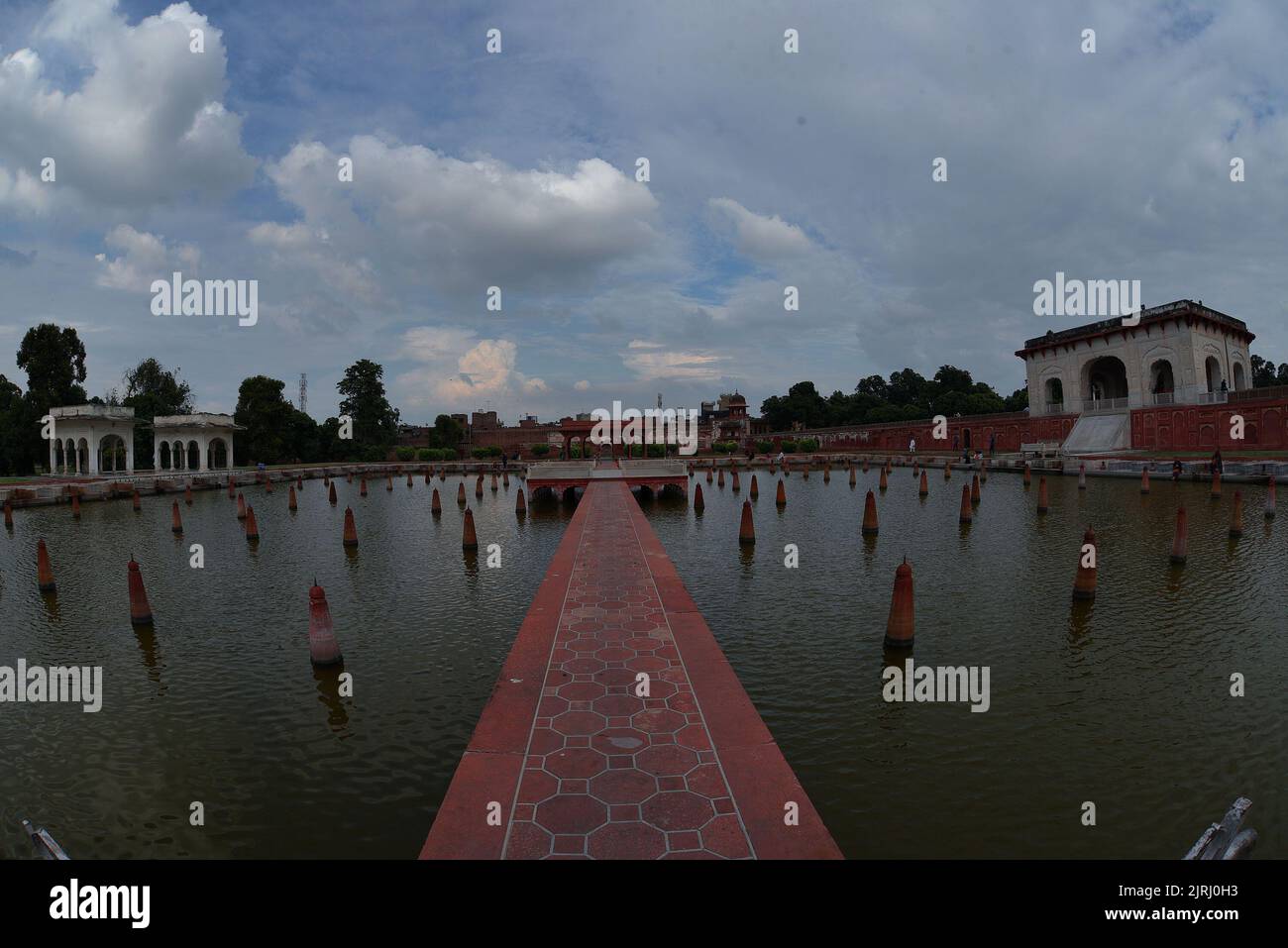 An attractive stunning view of the clouds hovering on sky from ...