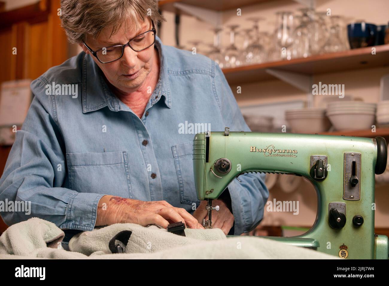 Husqvarna sewing machine, type 21 Stock Photo - Alamy