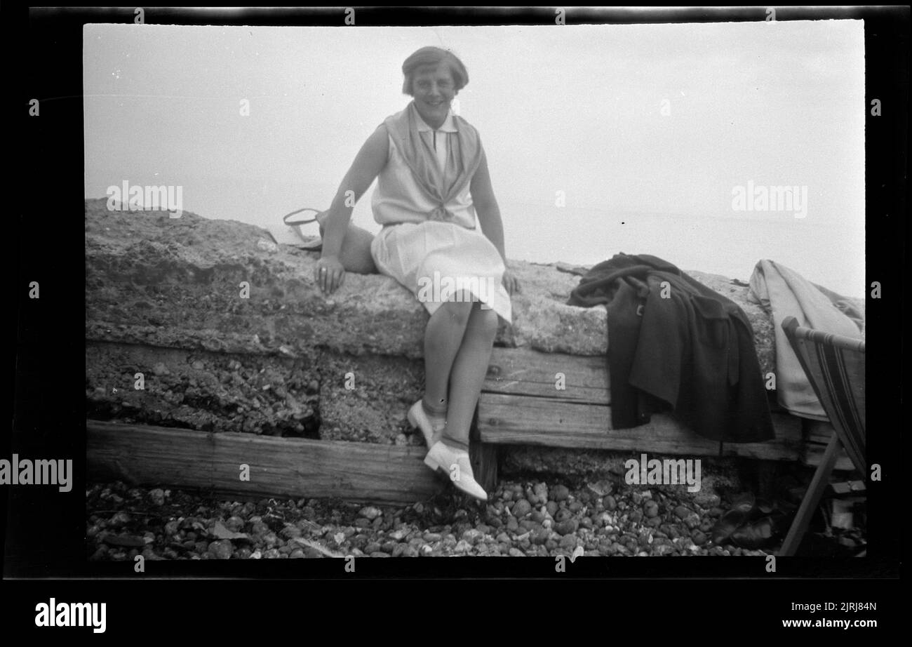 Paddy johnson sitting on stone wall at rottingdean hi-res stock ...