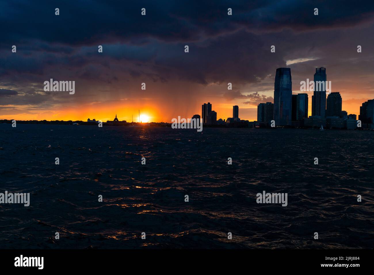 Beautiful sky twilight times hi-res stock photography and images - Alamy