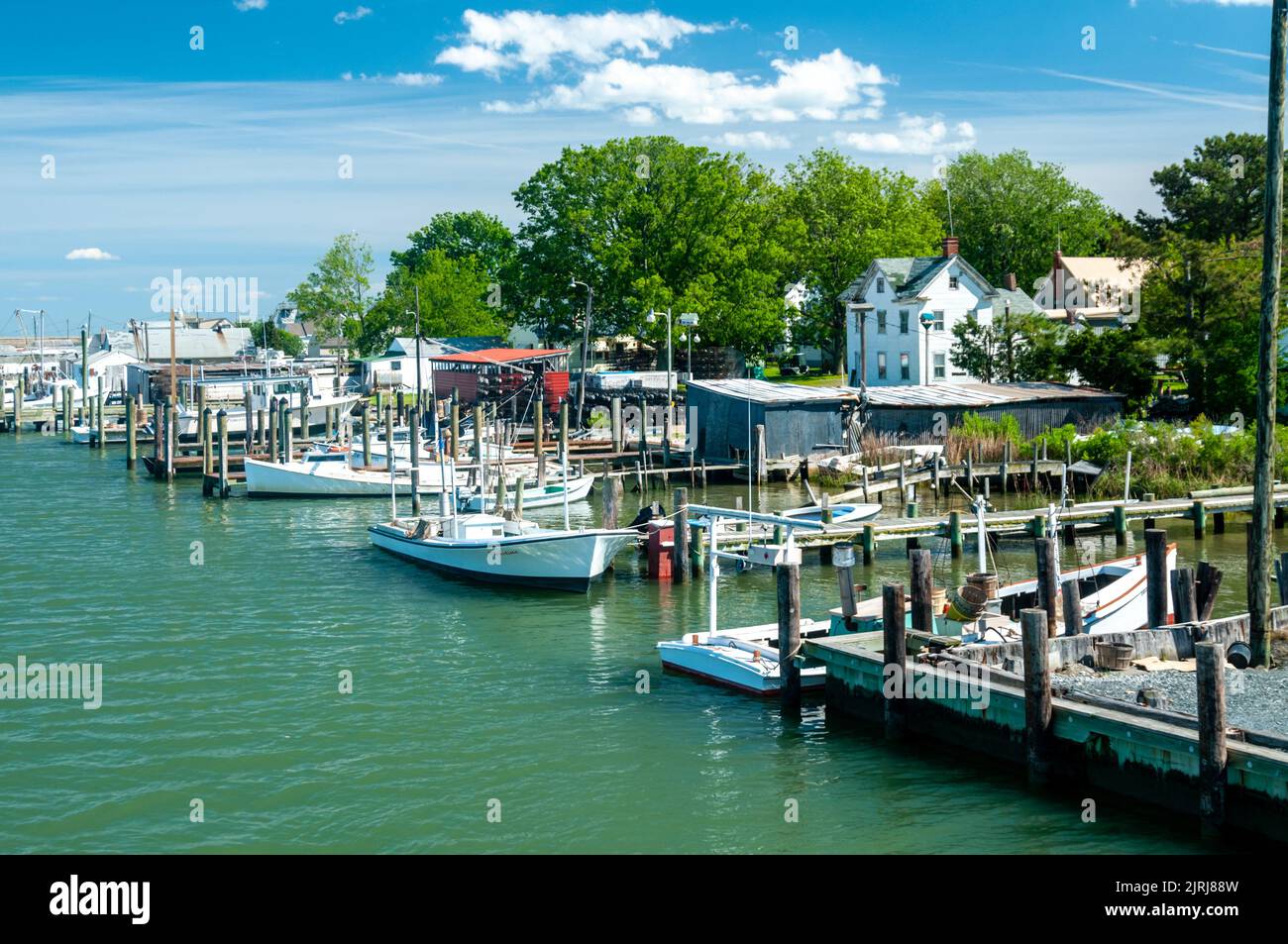 Crabbing boat crisfield md hi-res stock photography and images - Alamy