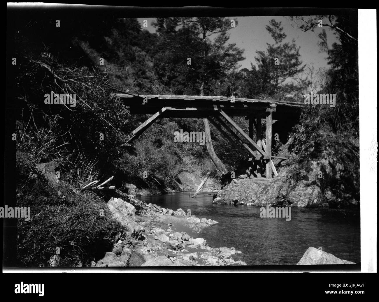 Kei Kei bridge, Akatarawa Range, 1940s, North Island, by J.W. Chapman ...