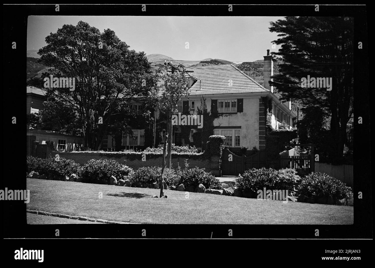 Williamson Housing in Wellington : Fitzherbert Terrace, 1940s ...
