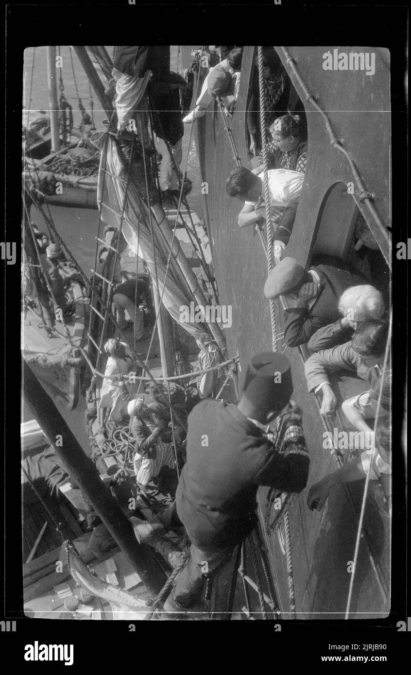 Port Said, 1930, by Eric Lee-Johnson Stock Photo - Alamy