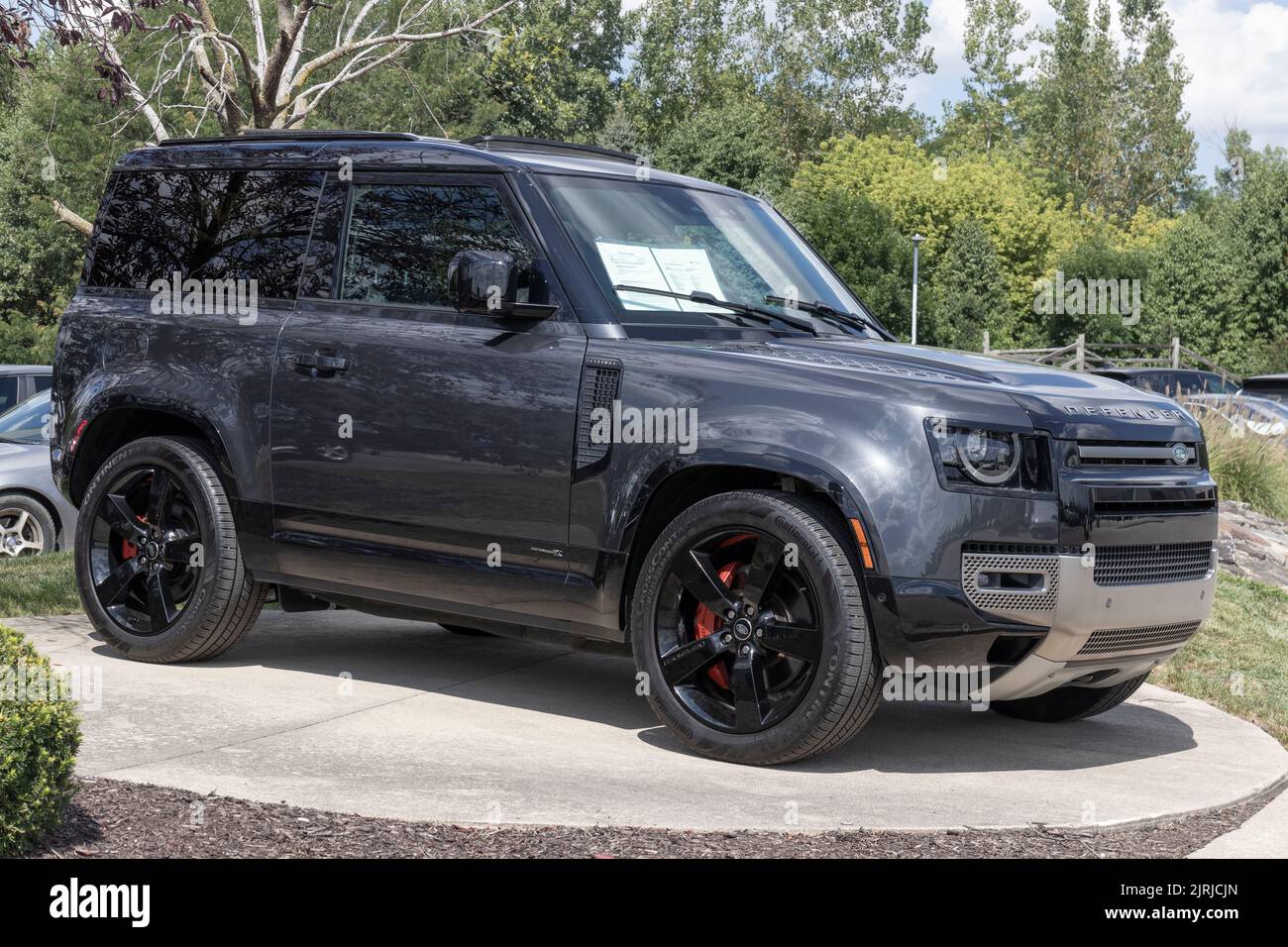 Indianapolis - Circa August 2022: Land Rover Defender display at a ...