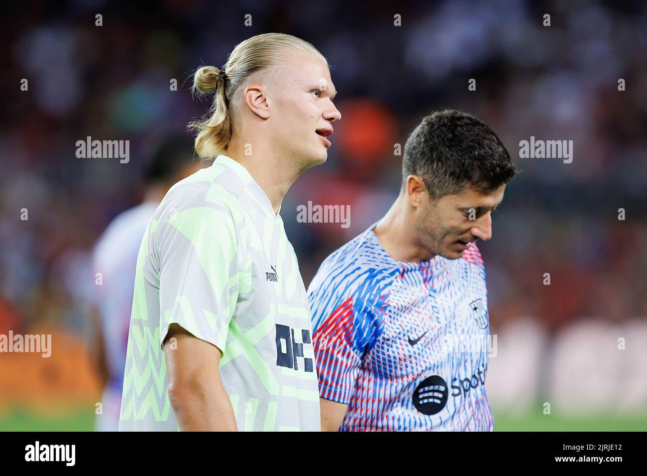 Barcelona, Spain. 24th Aug, 2022. Haaland (L) and Lewandowski (R) talk ...