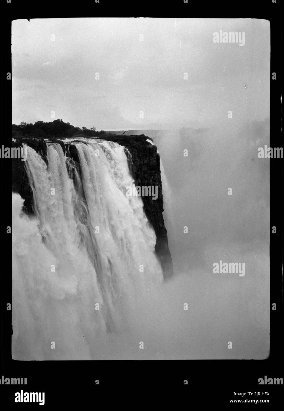 Close world Black and White Stock Photos & Images - Alamy