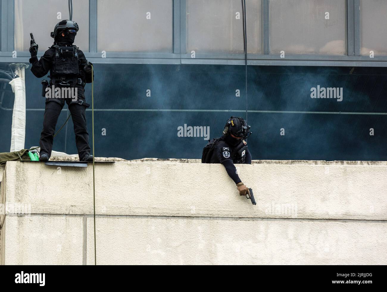 South Korean soldiers participate in an anti-terror drill on the ...