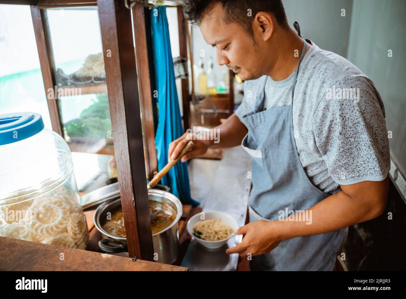 Food stall preparing seasoning chicken hi-res stock photography and ...