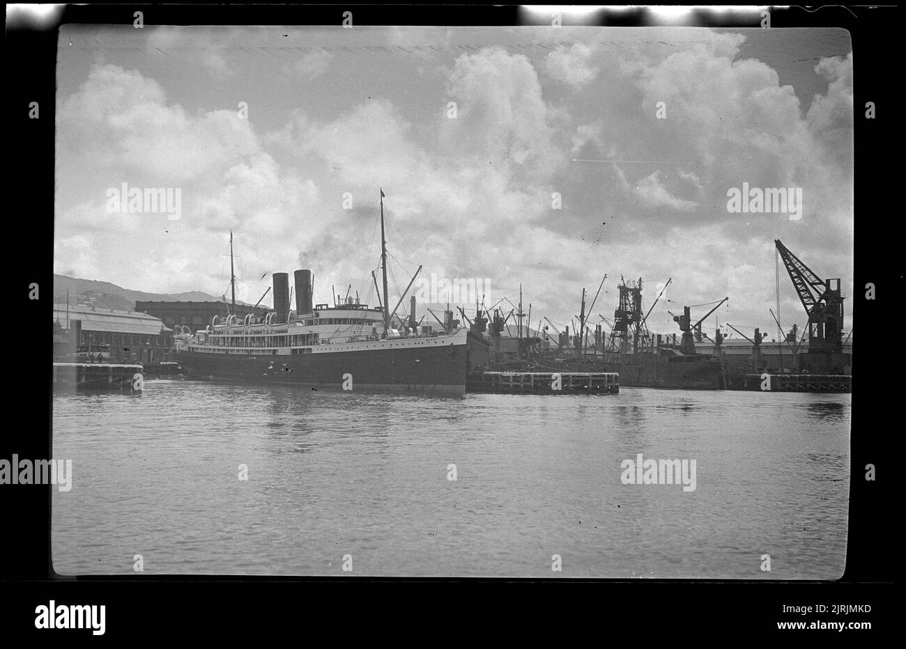 Wellington wharves hi-res stock photography and images - Alamy