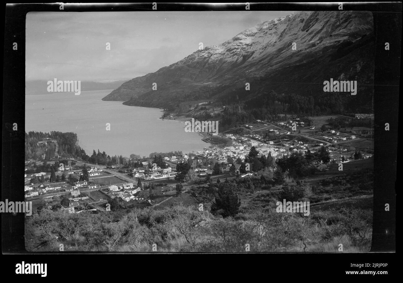 Travel south island Black and White Stock Photos & Images - Alamy