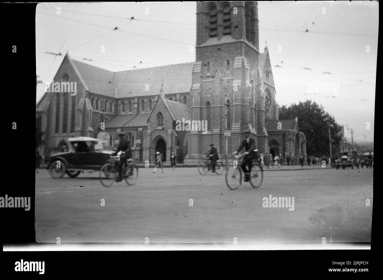 [Christchurch Cathedral], 1920s-1930s, Christchurch, by Roland Searle Stock Photo - Alamy