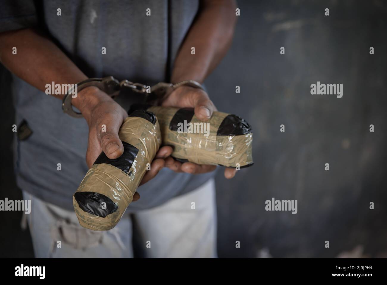 Drug traffickers were arrested along with their heroin. Law and police ...