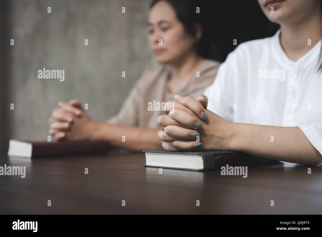 Christian life crisis prayer to god. Woman Pray for god blessing to ...