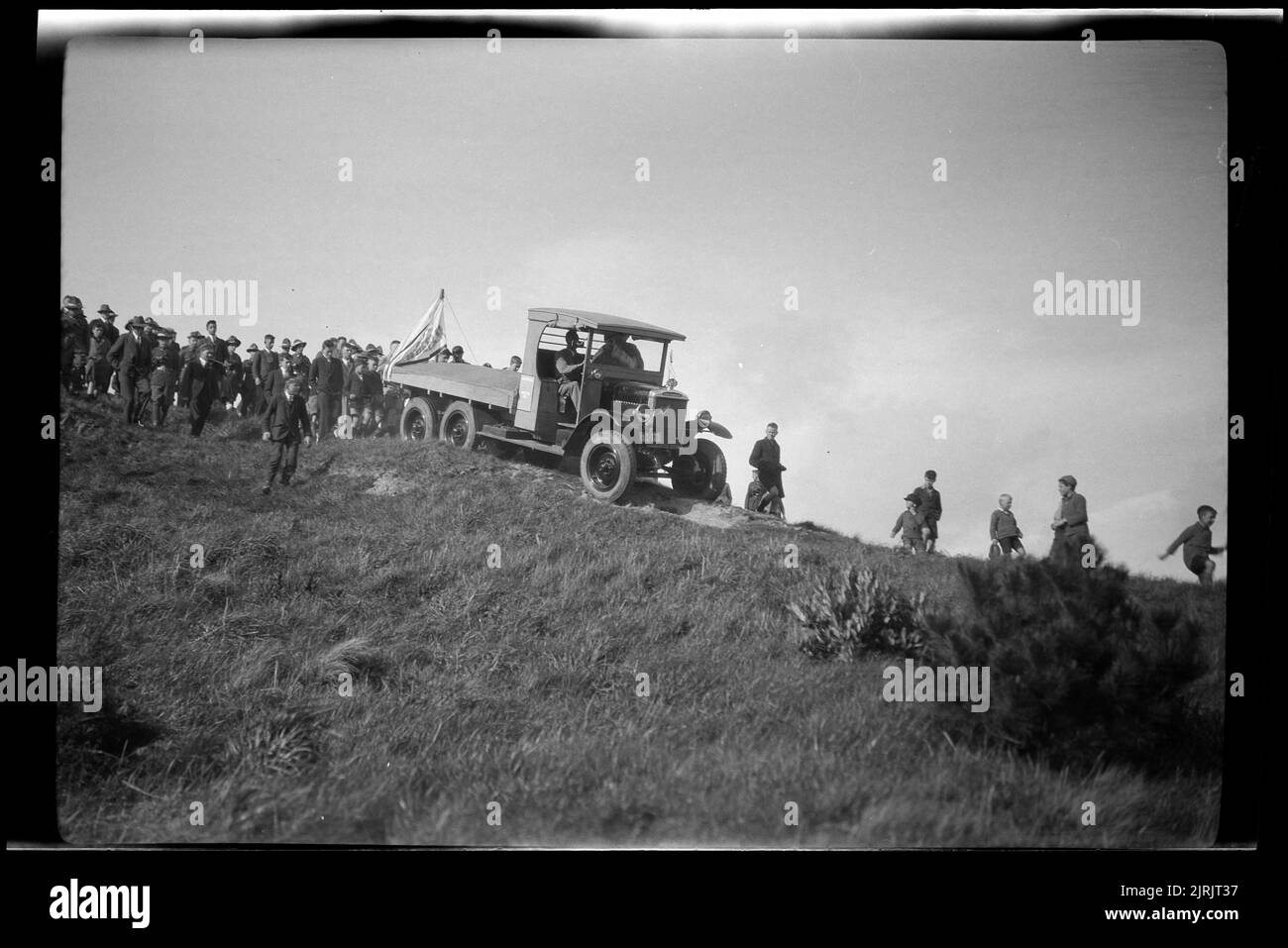 [Morris 6-Wheel Truck Trials], 1920s to 1930s, Wellington, by Roland ...