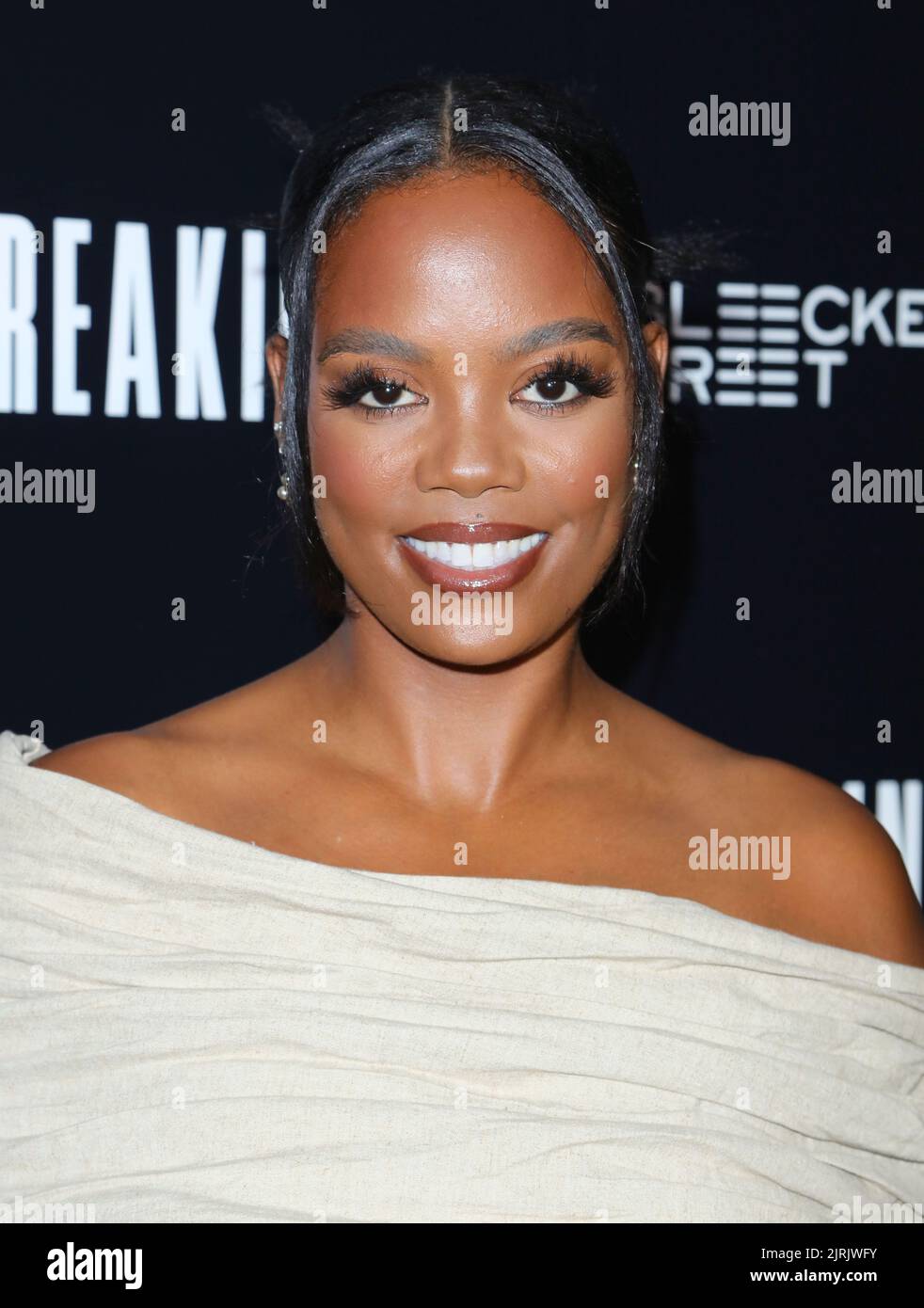 Novi Brown arrives at The Breaking Red Carpet held at The London Hotel ...