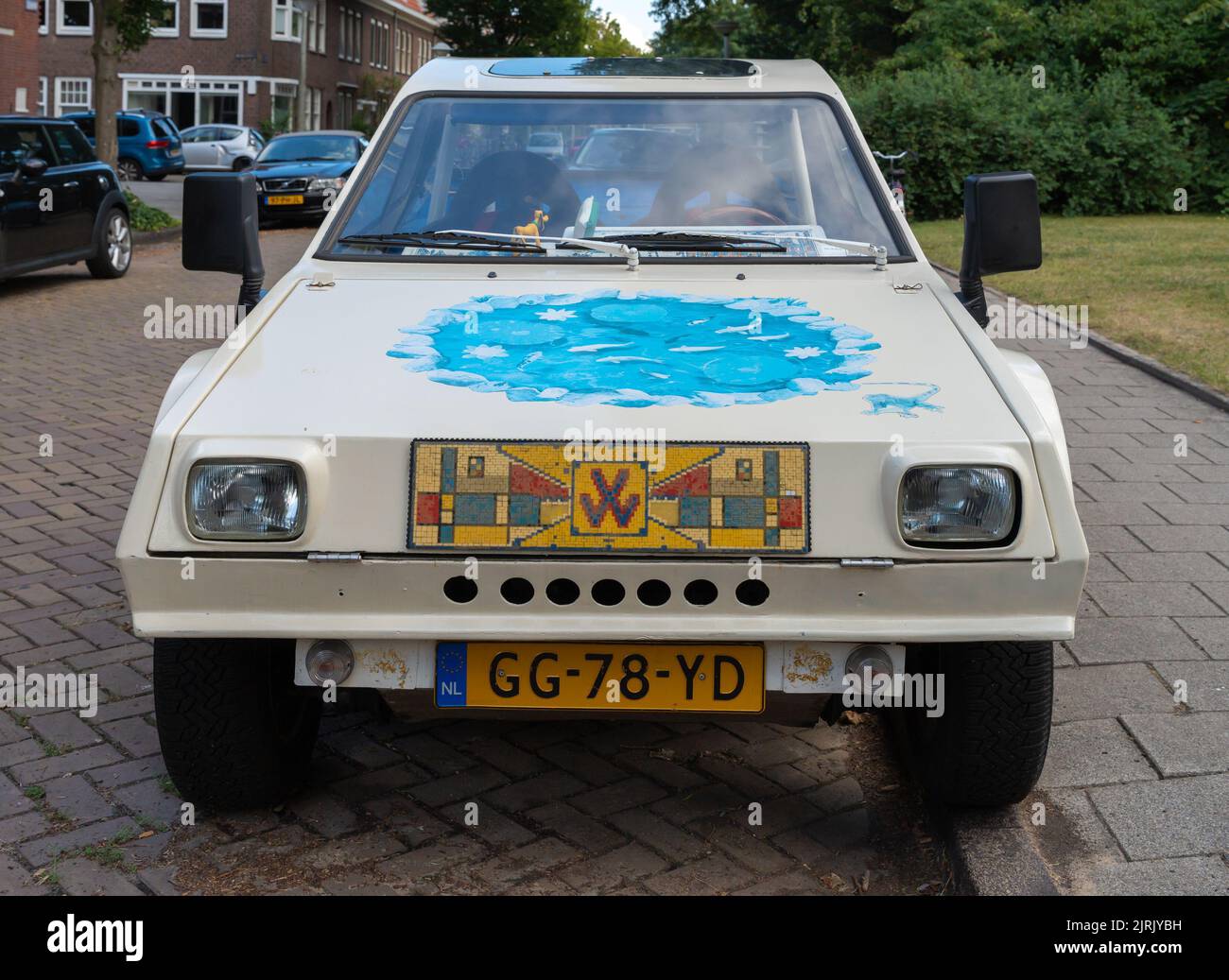 Front view of customized volkswagen buggy 1970 Stock Photo - Alamy