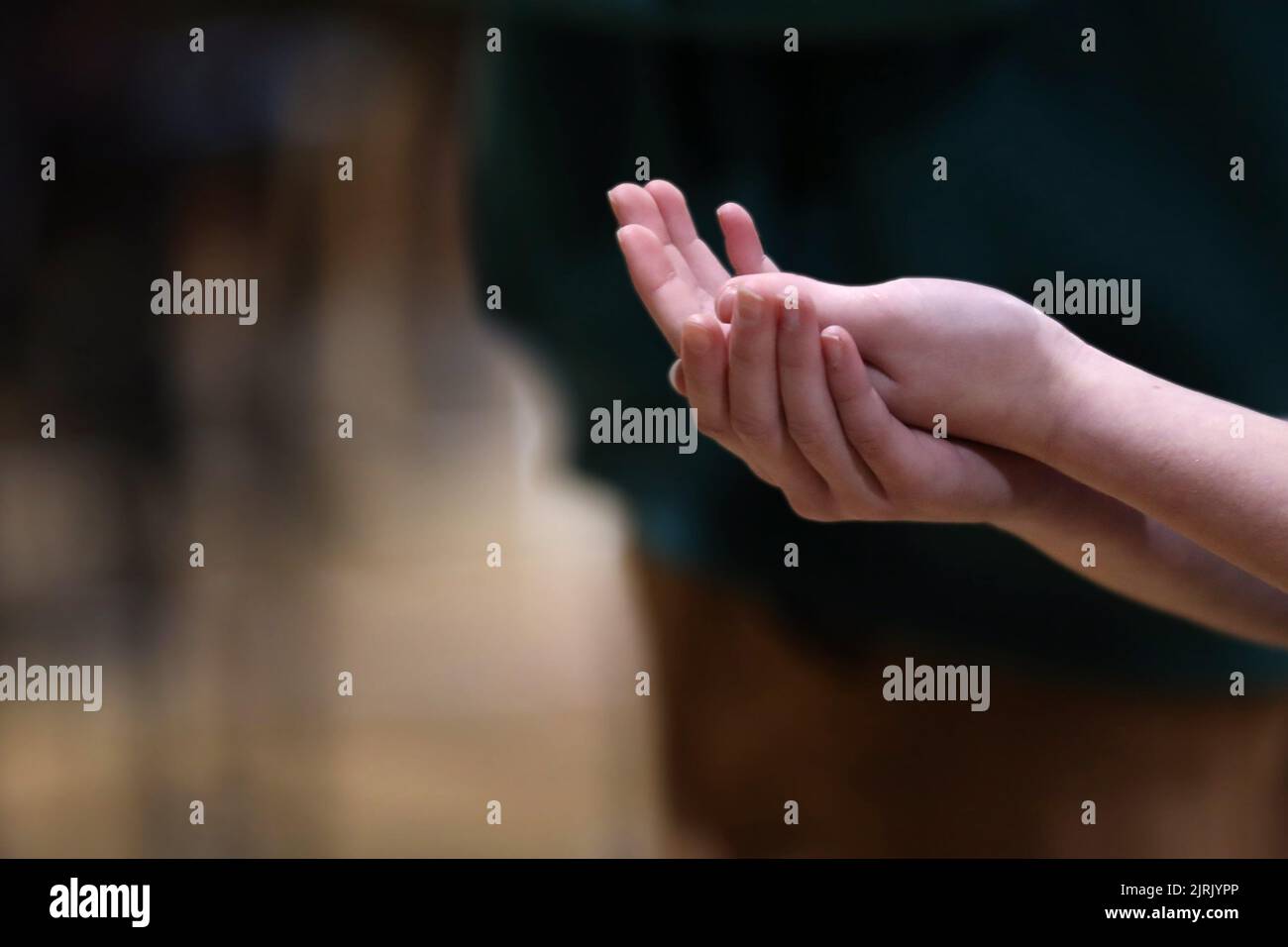 Communion wafer hi-res stock photography and images - Alamy