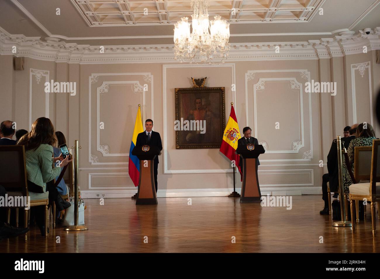 Spain's government president Pedro Sanchez (Left) and Colombia's ...