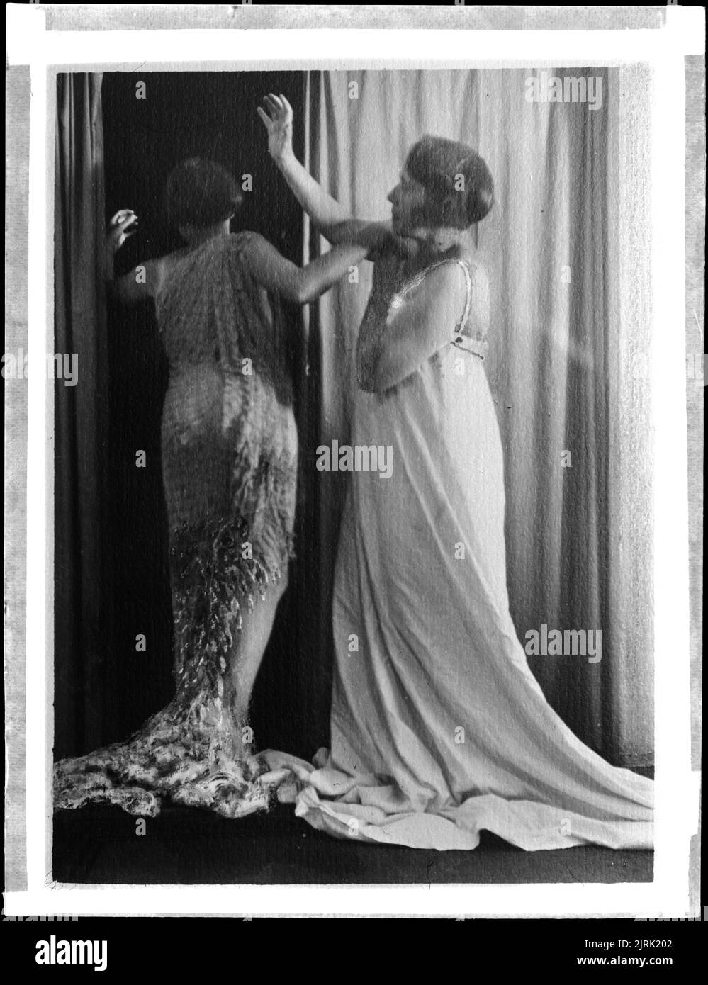 Portrait of two women, by J.W. Chapman-Taylor Stock Photo - Alamy