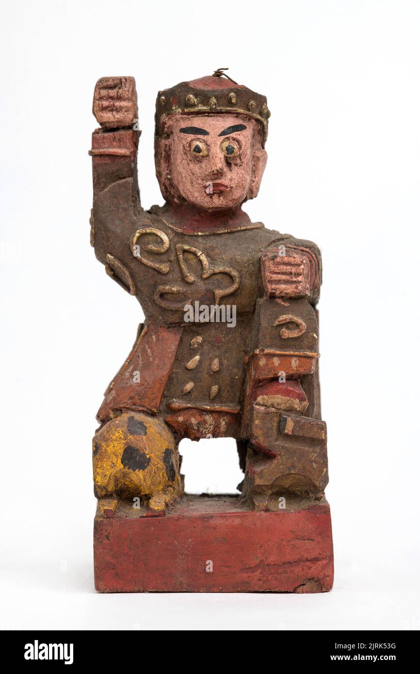 Wooden ancestral effigy hi-res stock photography and images - Alamy