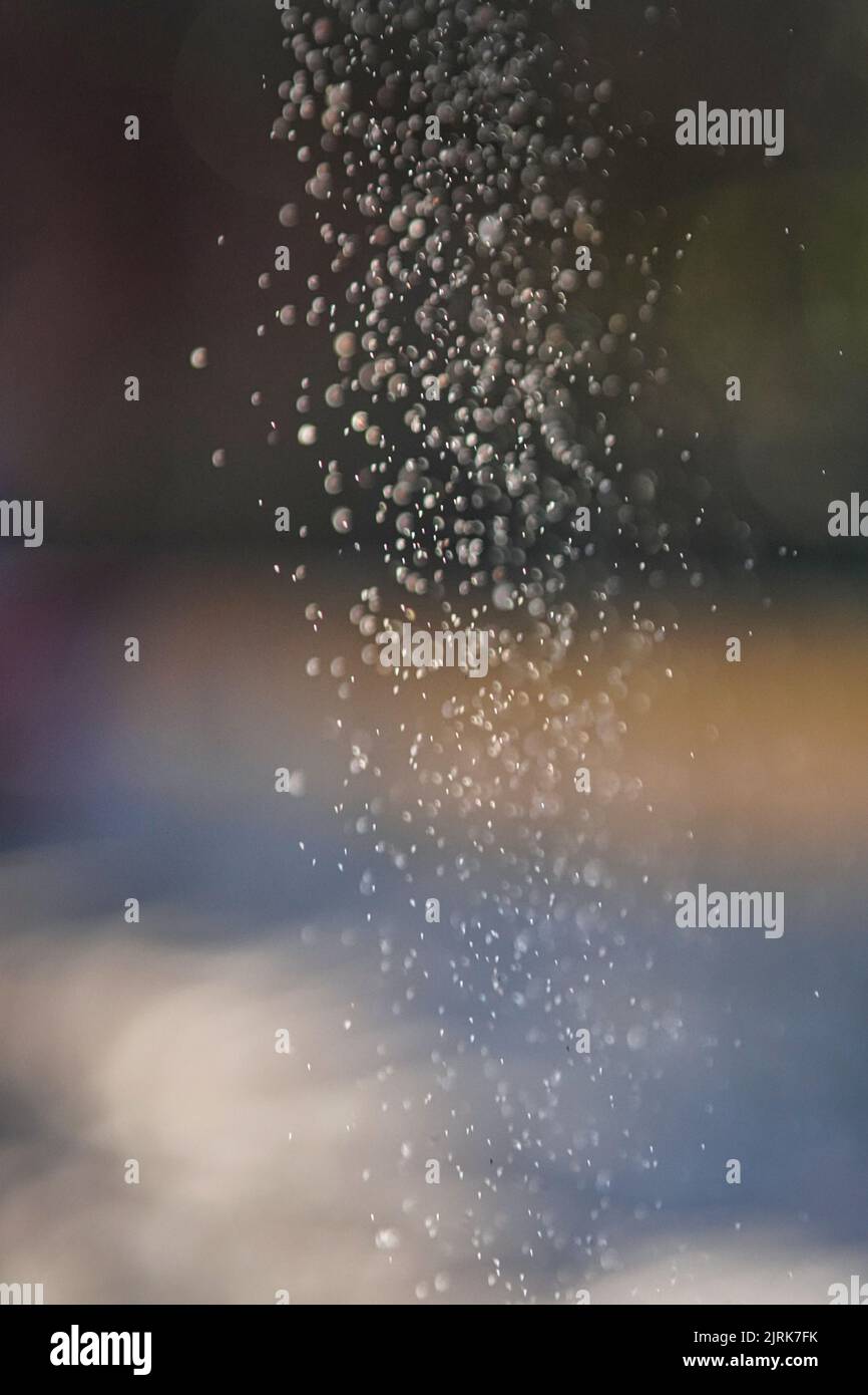 Slowly falling hi-res stock photography and images - Alamy
