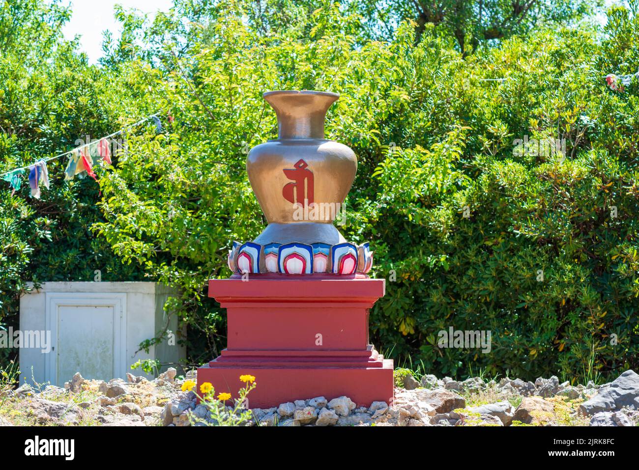 Parts of a buddhist temple complex Stock Photo - Alamy