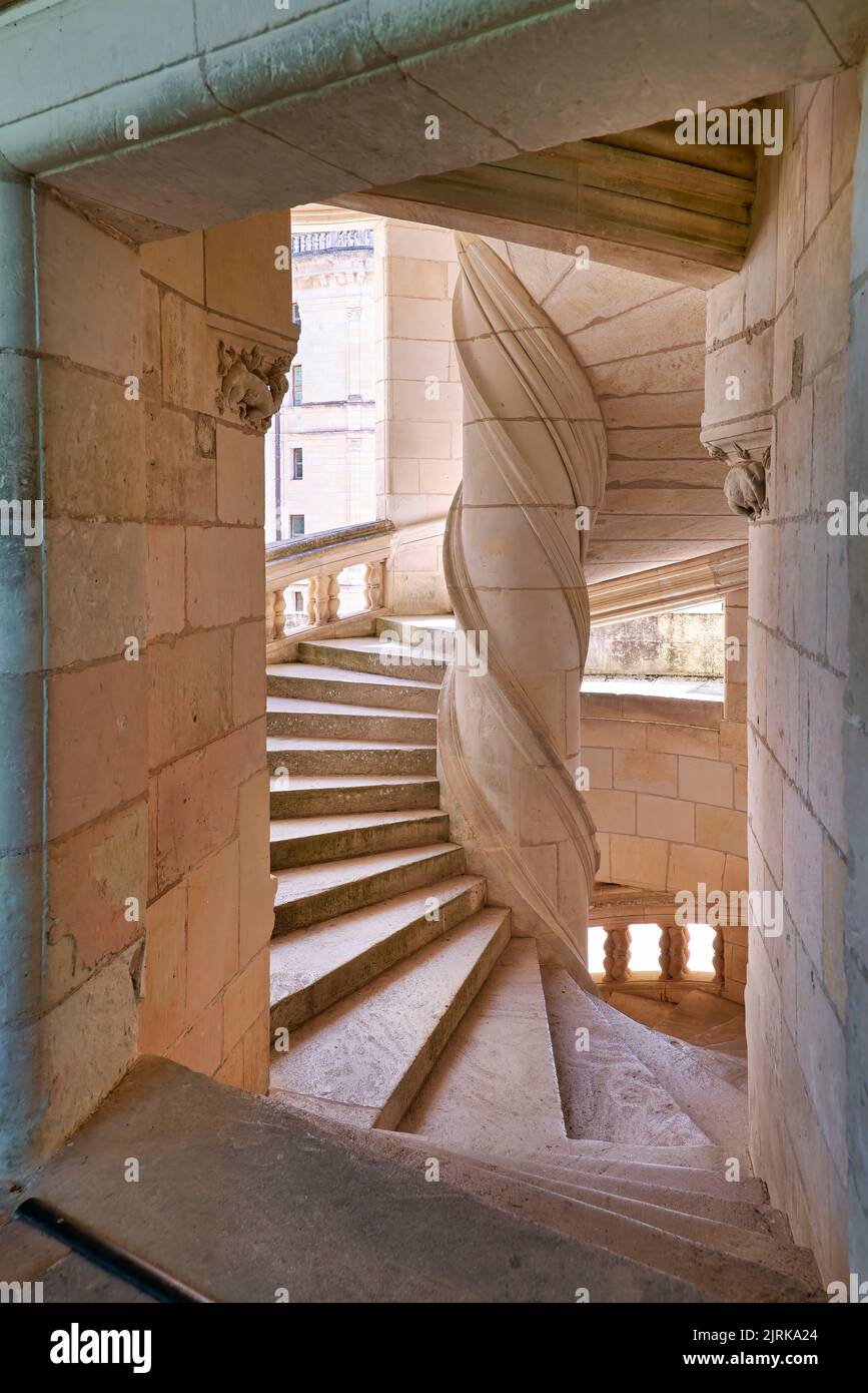 Concrete staircase with roof hi-res stock photography and images - Alamy