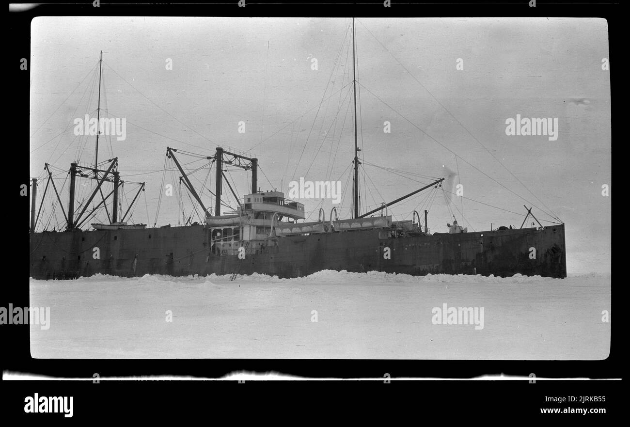 Captain of hull Black and White Stock Photos & Images - Alamy