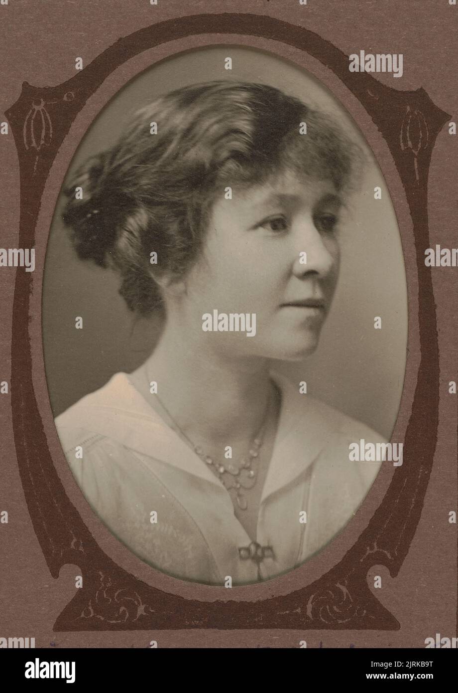 Winnie wallace ralphs fiancee from the album hi-res stock photography ...