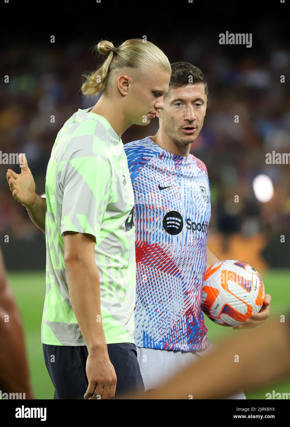 Haaland lewandowski hi-res stock photography and images - Alamy