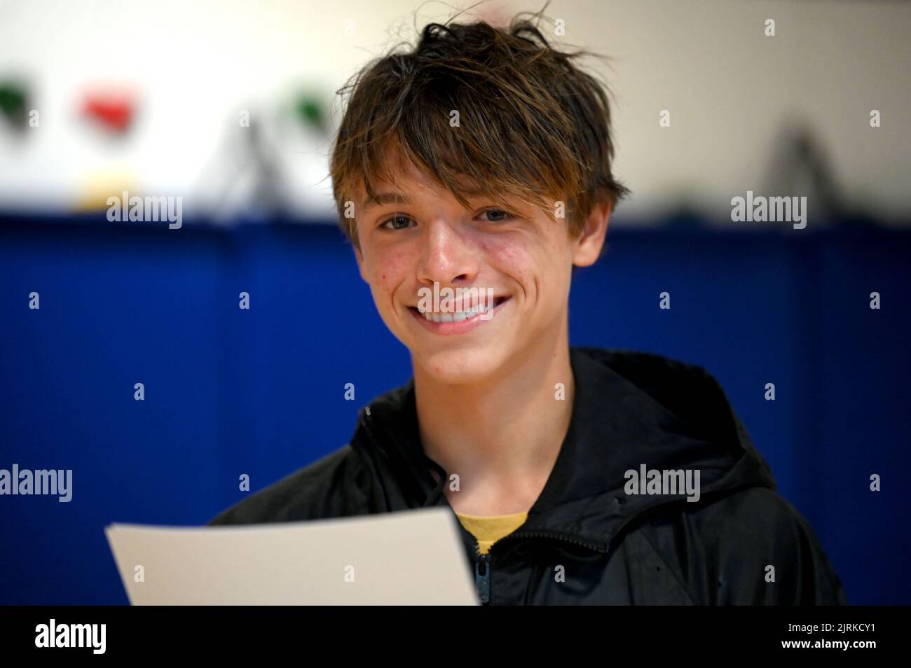 Gcses 2022 hi-res stock photography and images - Alamy