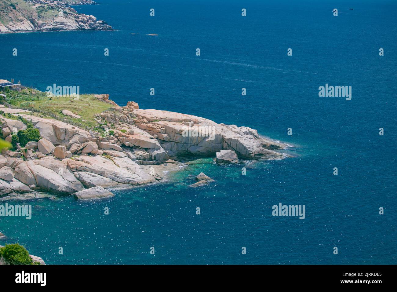 Deep blue sea Stock Photo - Alamy